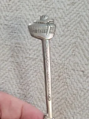 Gero | Dining | Vintage Rotterdam Euromast Tower Souvenir Spoon Silver ...